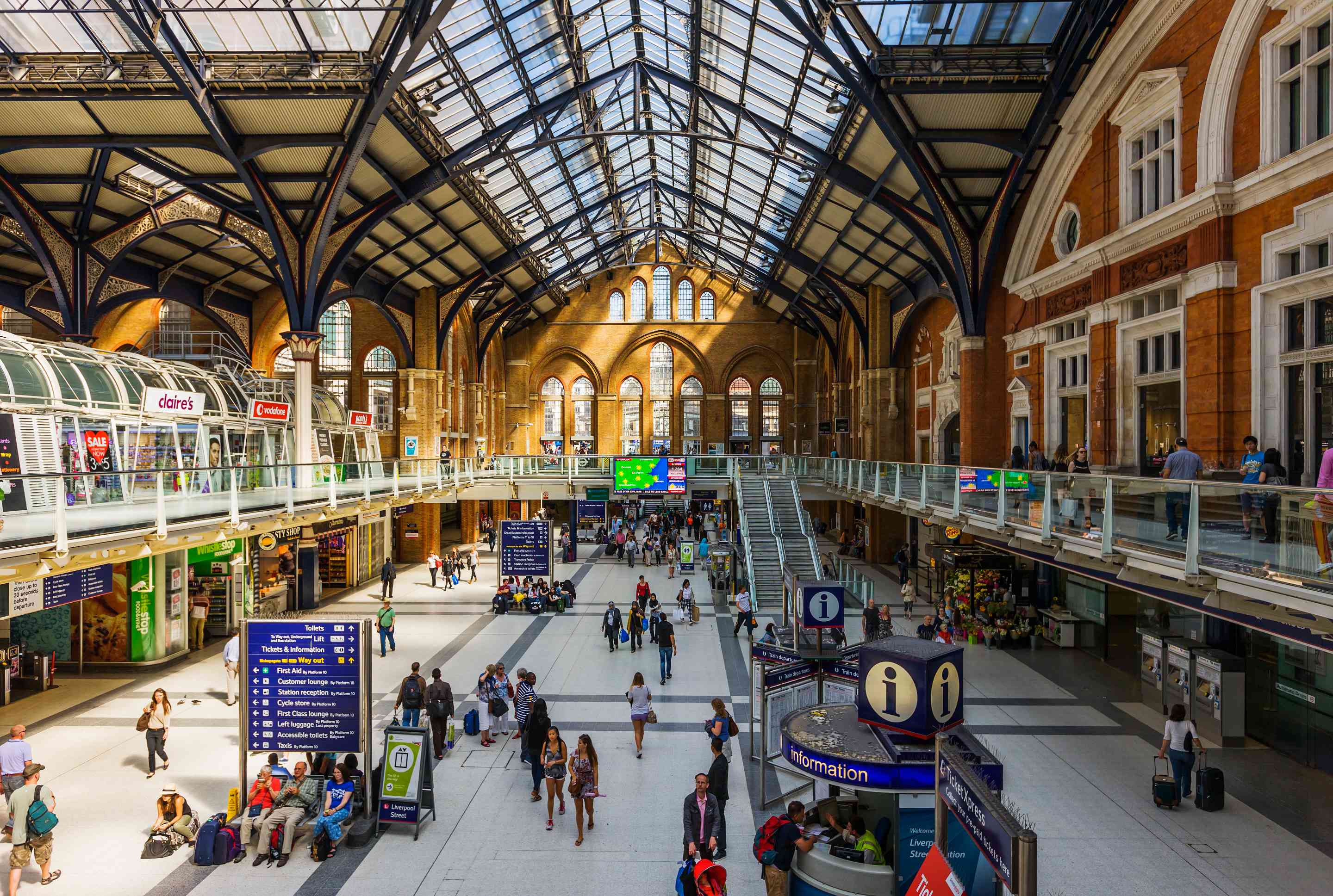 London Liverpool Street station: best shops, hotels & food near the ...