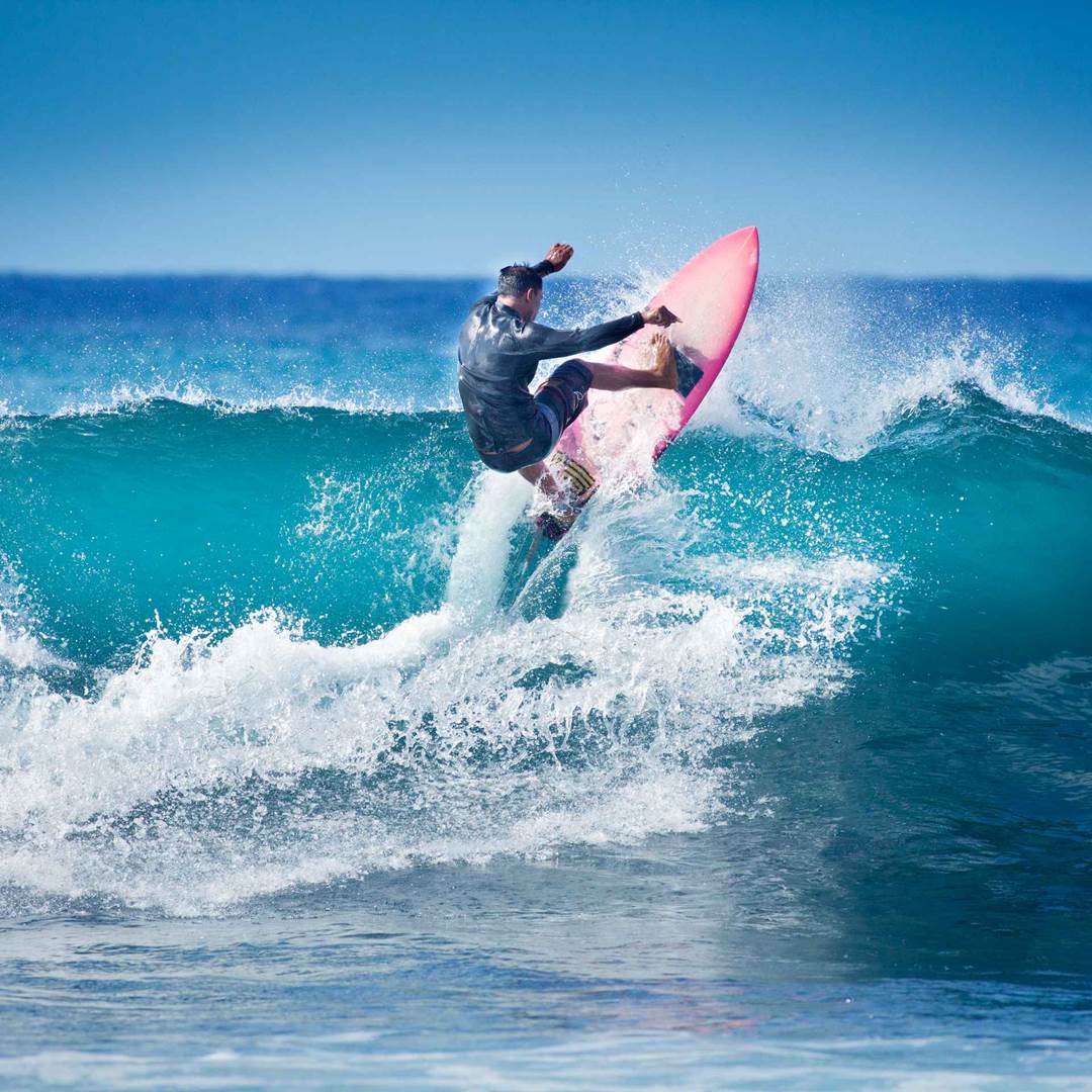 Spot de surf en France : top 10 des meilleurs spots de surf | Trainline Spot de surf en France : top 10 des meilleurs spots de surf | Trainline