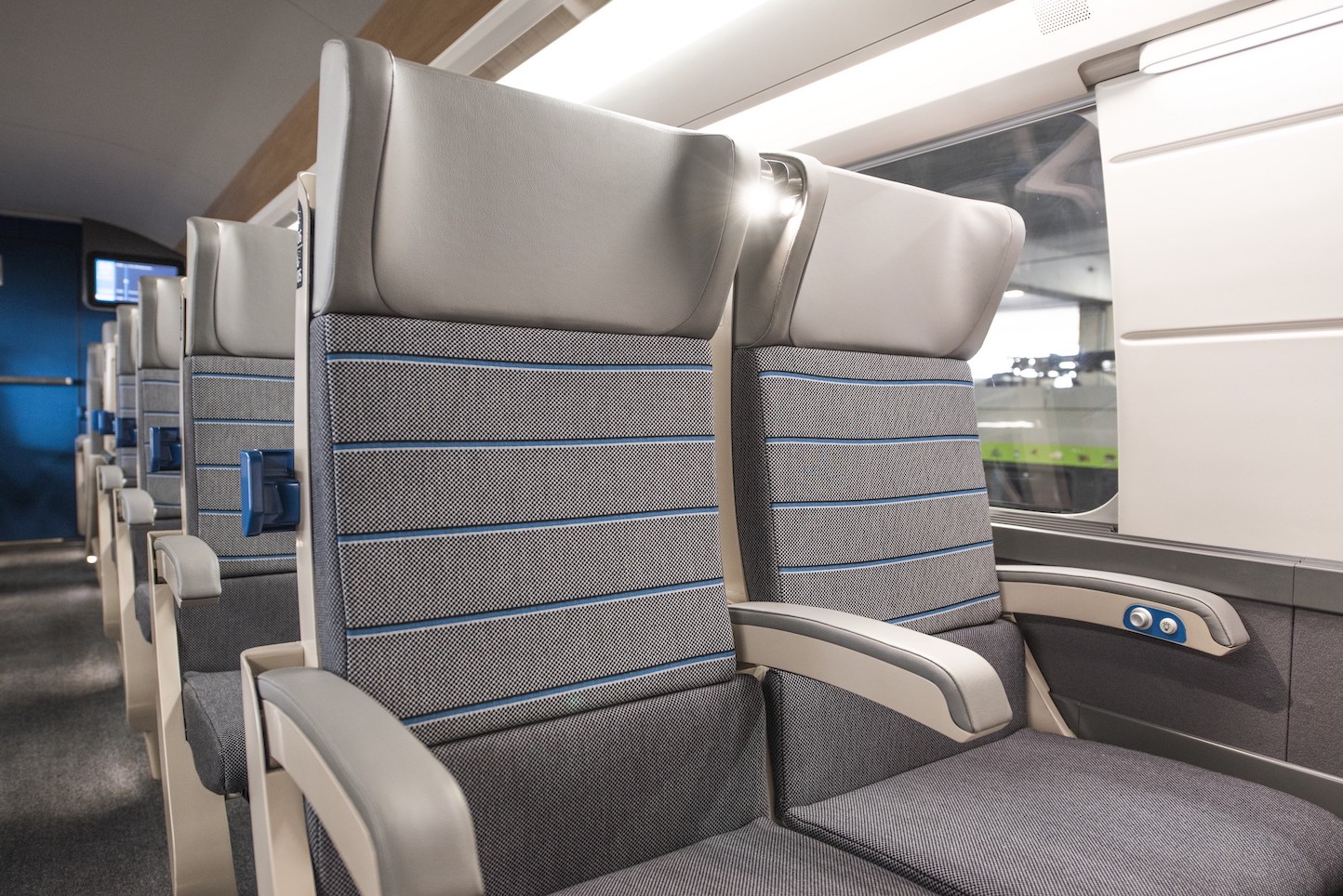 Frecciarossa e TGV Torino Parigi | Orari e Offerte Treni da €29 | Trainline