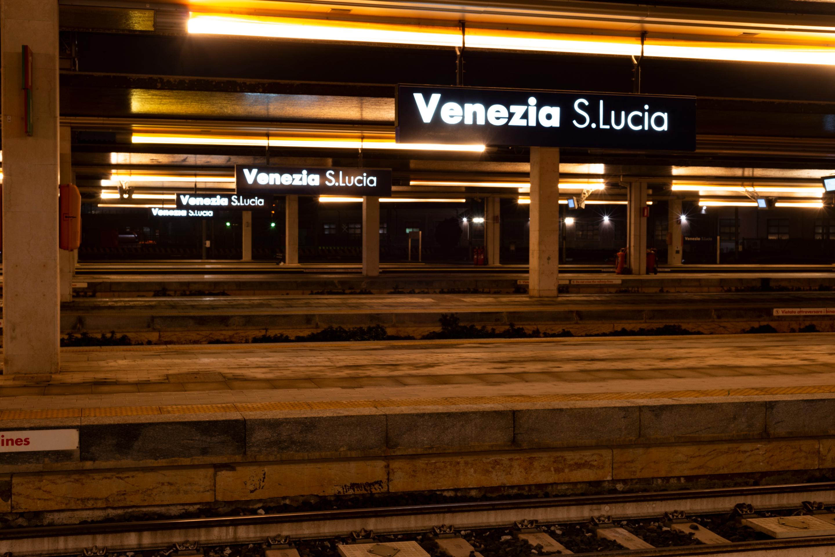 J K Railway Stations In Venice
