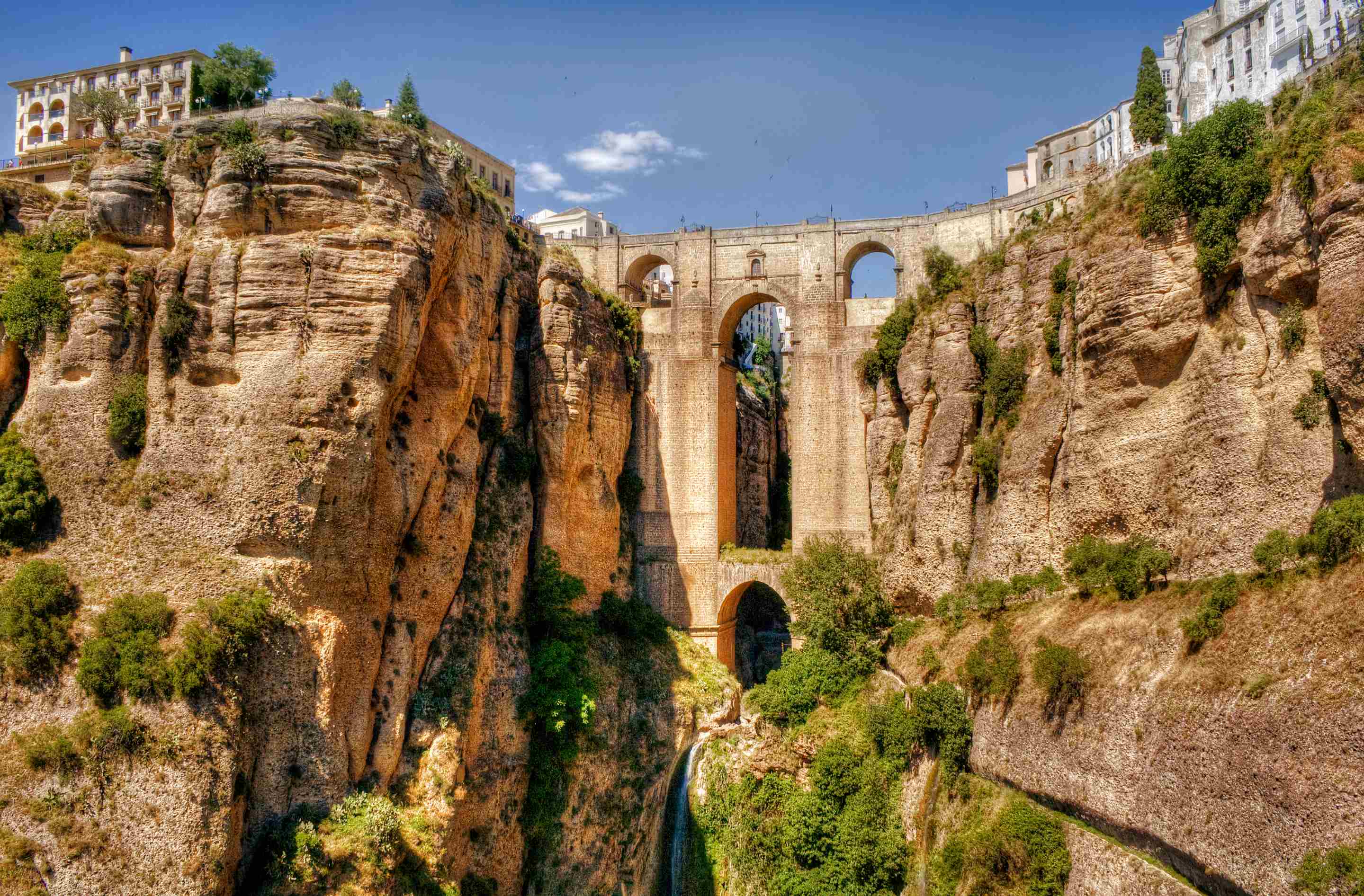 The famous bridge in Ronda, Spain: Get to know Puente Nuevo | Trainline