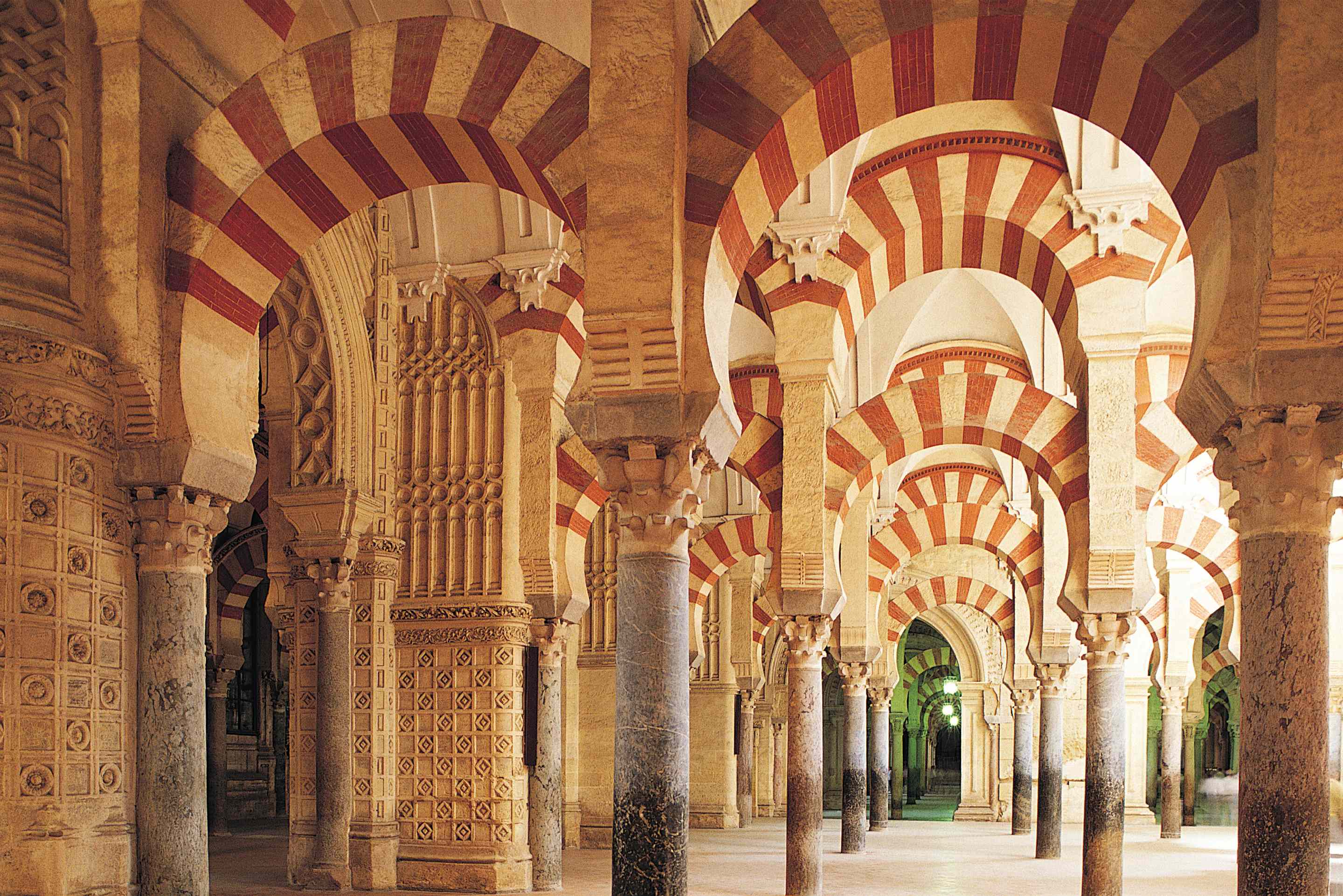 The Great Mosque of Córdoba: a jewel of Andalusian history | Trainline
