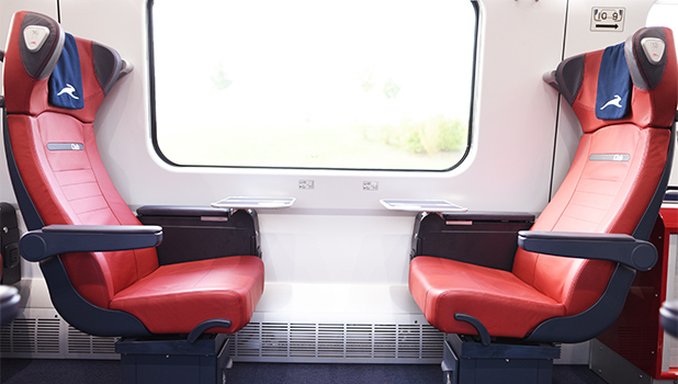 Bari Manchas Obvias De Trenitalia